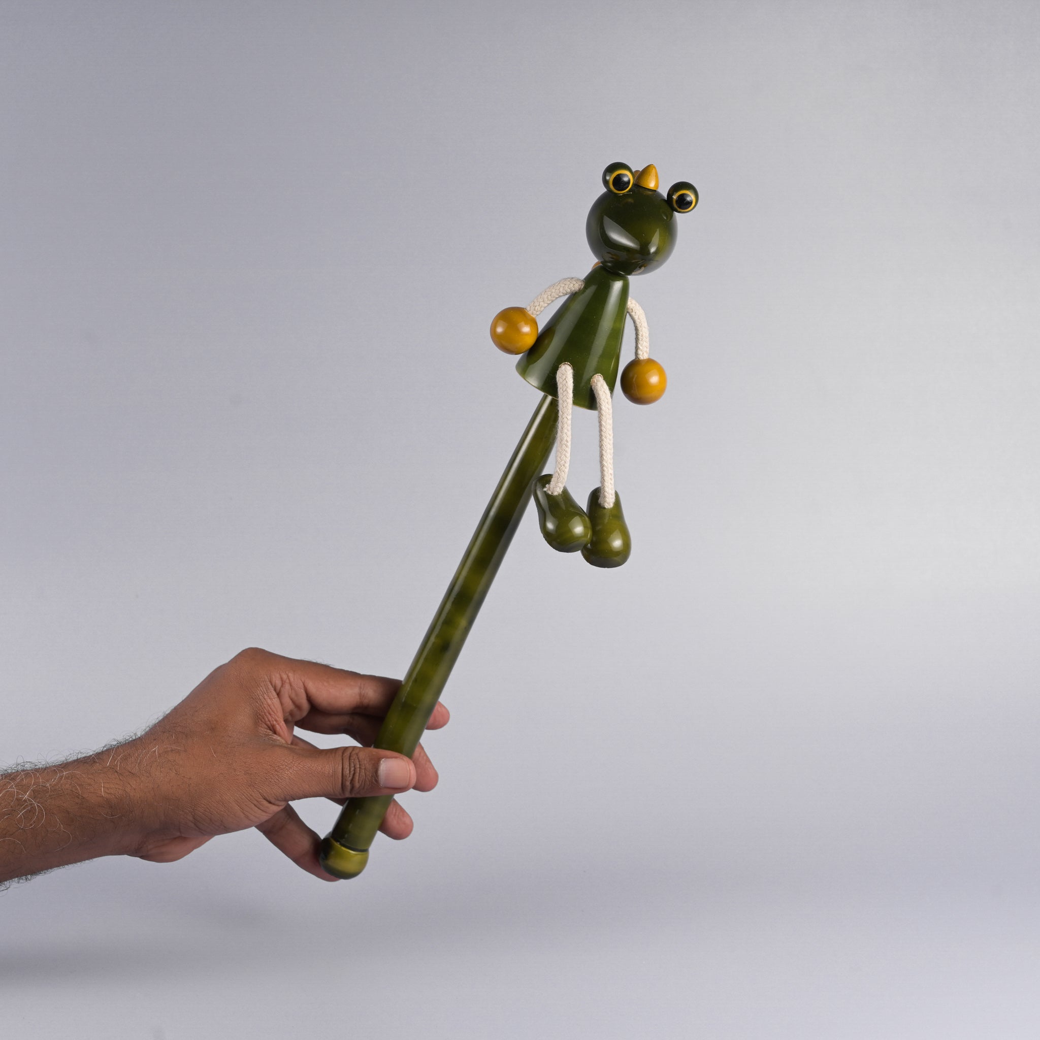 SNAPPY STICK PUPPET – varnamcraftcollective